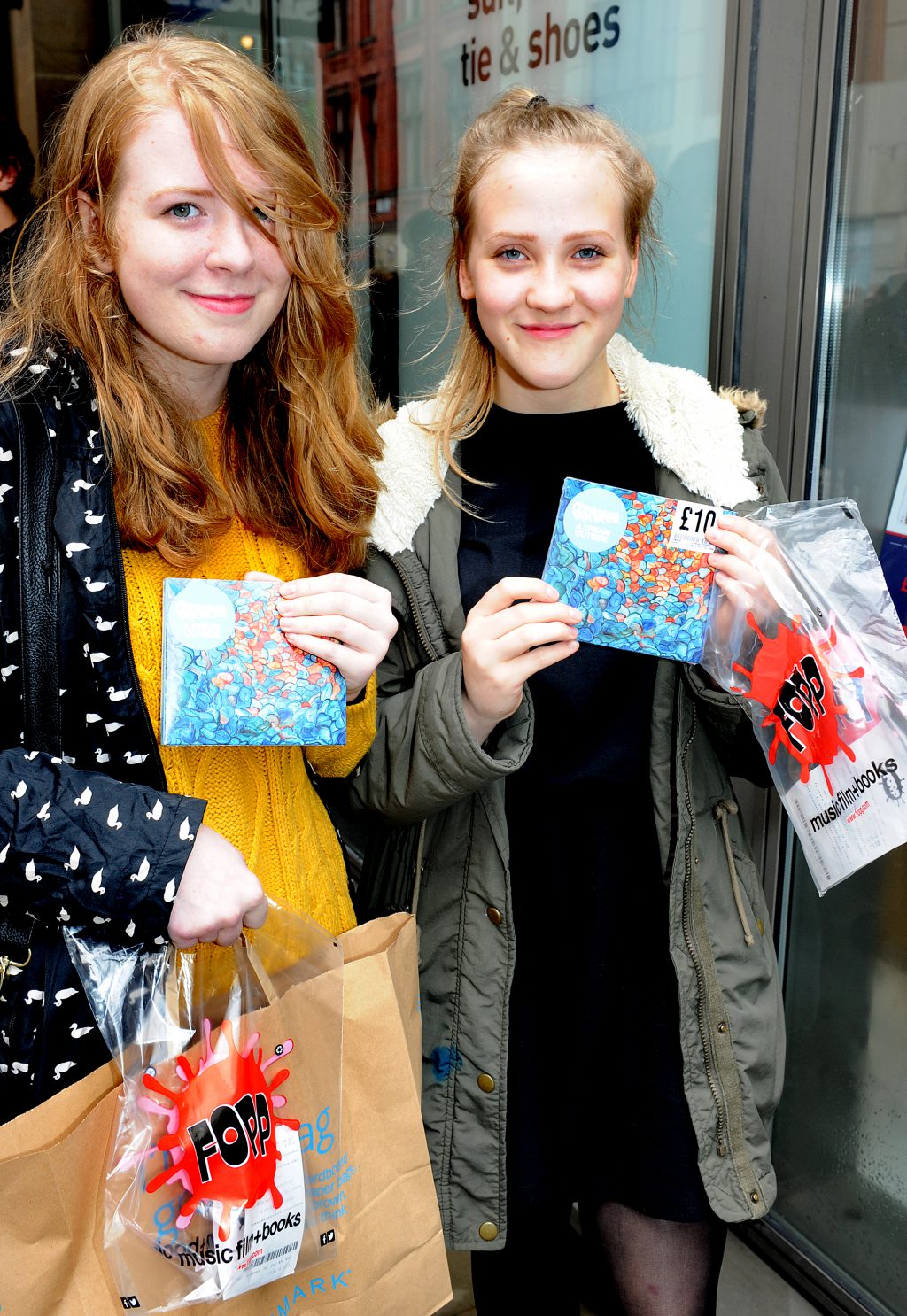 gengahr (gallery) - Fopp - the best music, films & books at low prices ...